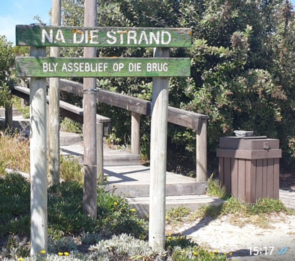 Strandloper – Welcome to Uilenkraalsmond Resort